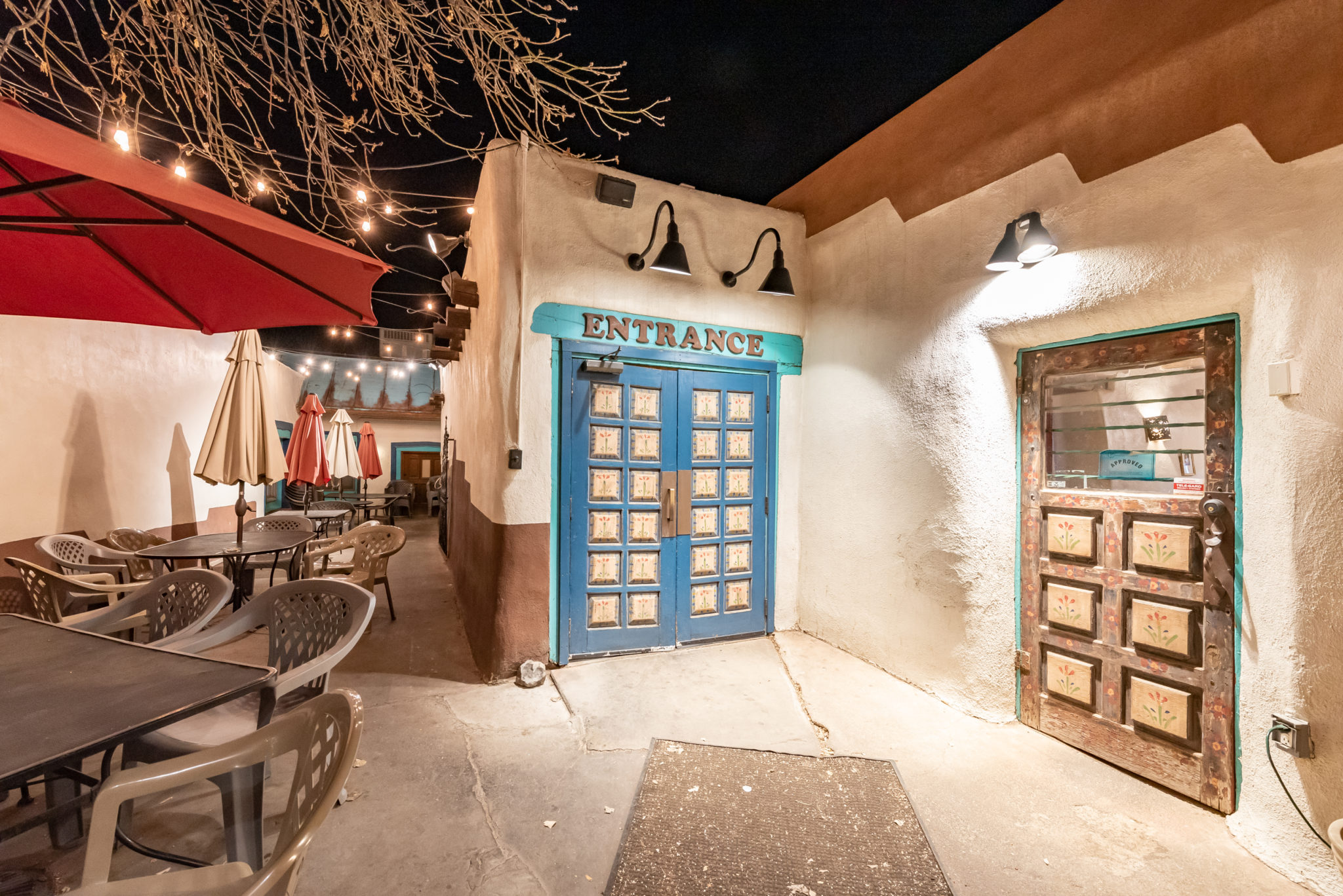 Stars & Bars - Discover Taos